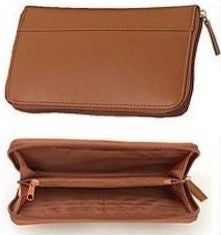 Alexandrea Wallet · AVON Malta